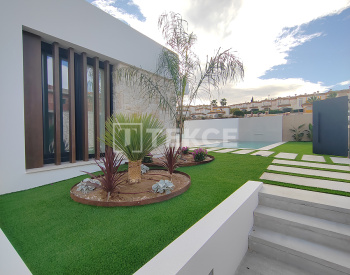 Golf Villas with Underground Parking in Rojales Costa Blanca