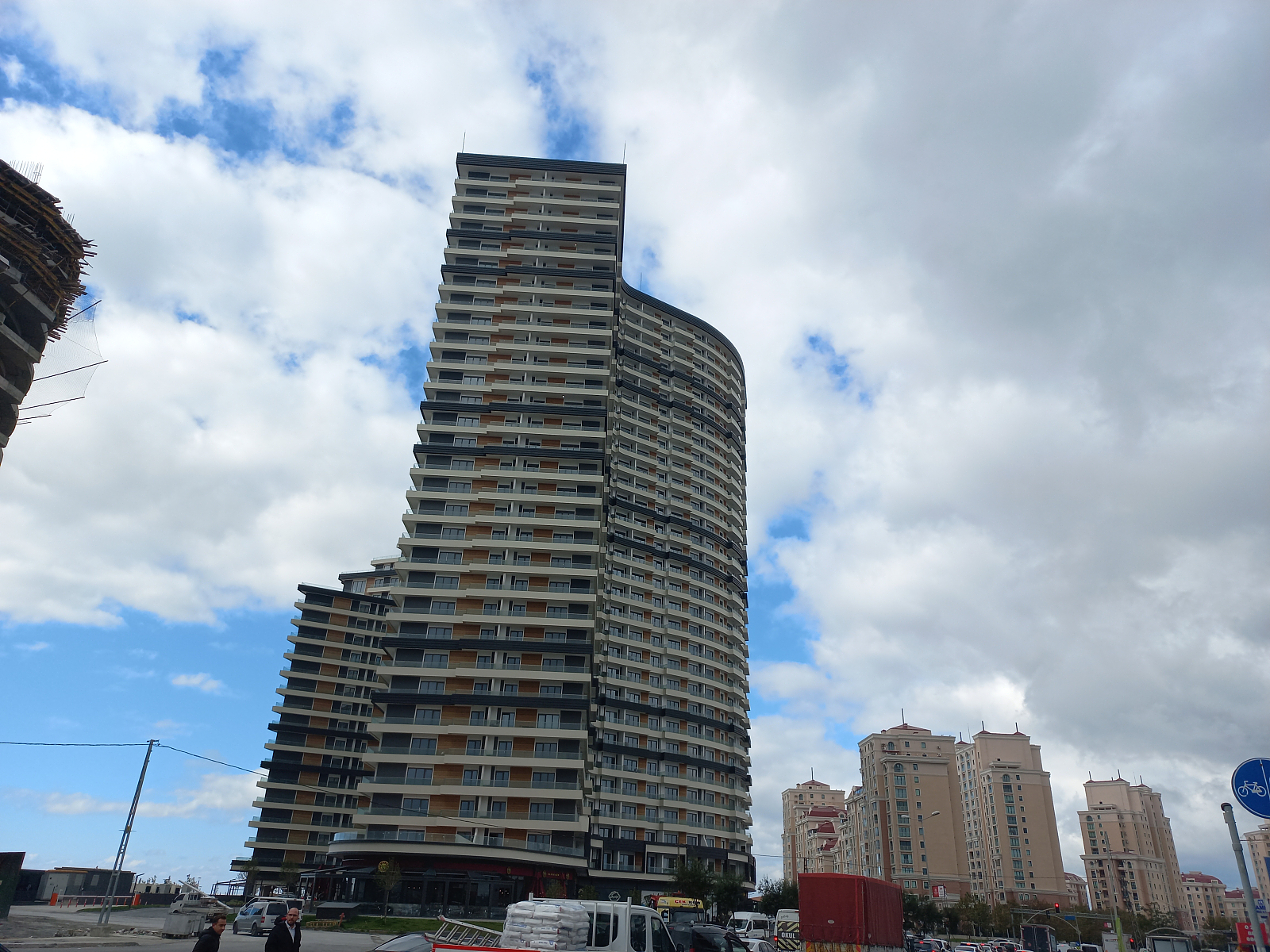 Büyükçekmece'de Demir Life Sitesinde 1+1 Balkonlu Daire