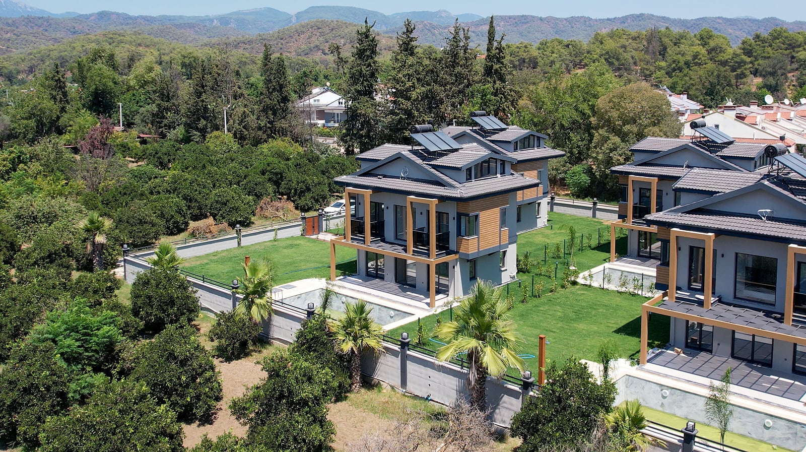 Muğla Fethiye'de Merkezi Konumda Doğa İçerisinde 3+1 Villa