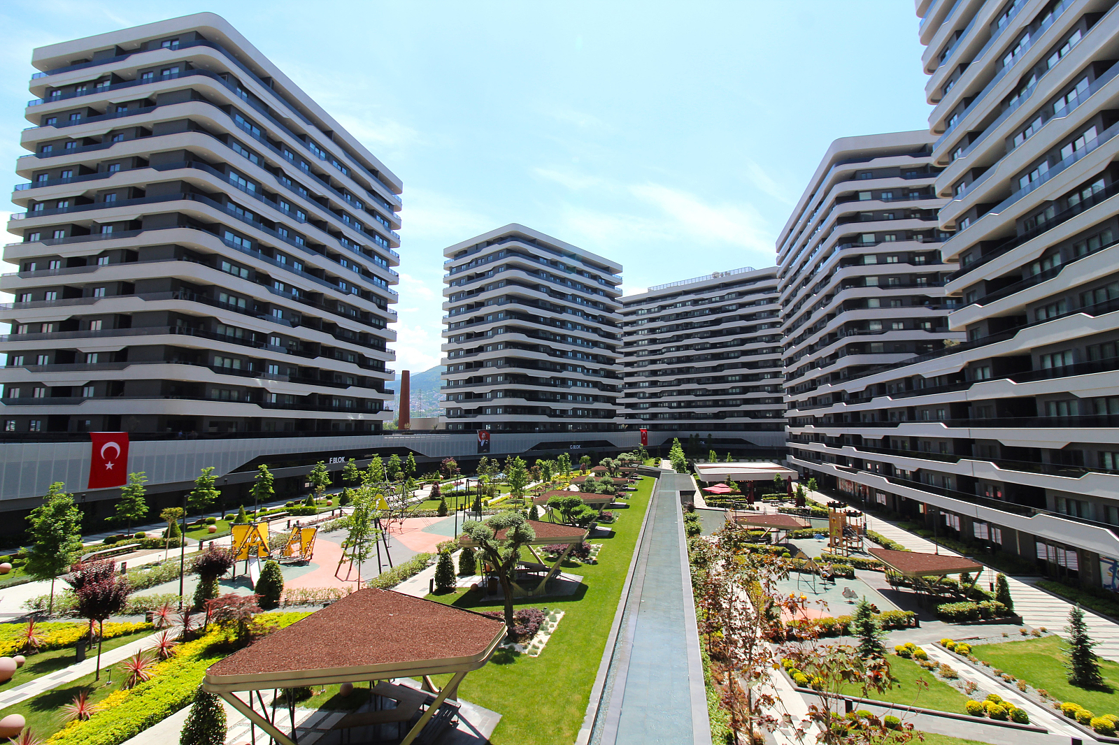 Apartamento de 3 dormitorios en un prestigioso complejo en Bursa