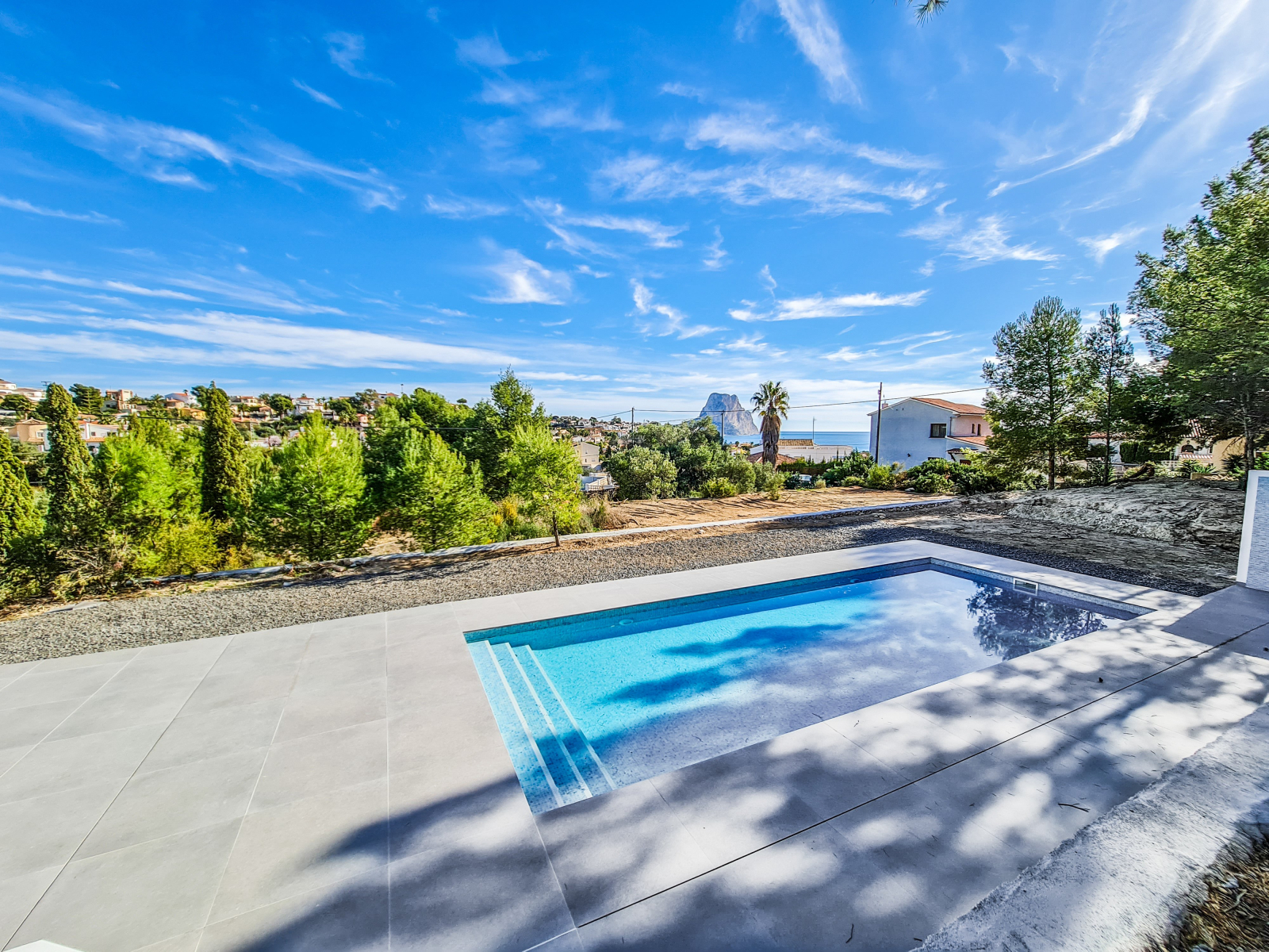 Villa With a Wide Plot Close to the Beach in Calpe